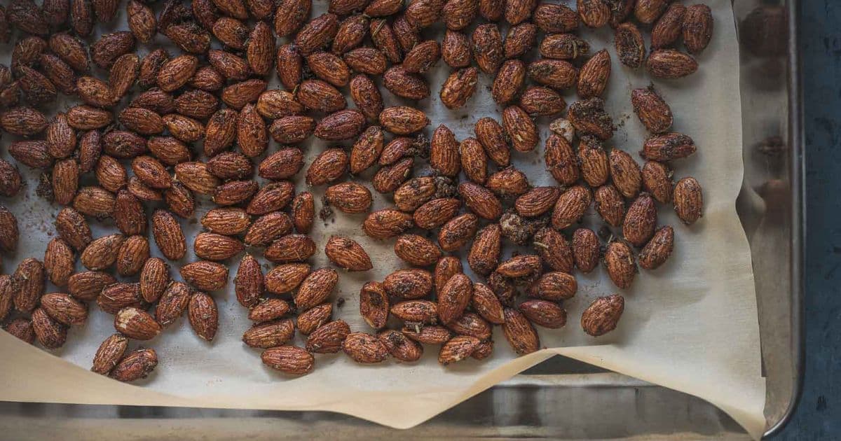 Crispy Oven Roasted Almonds Recipe – Cookilicious