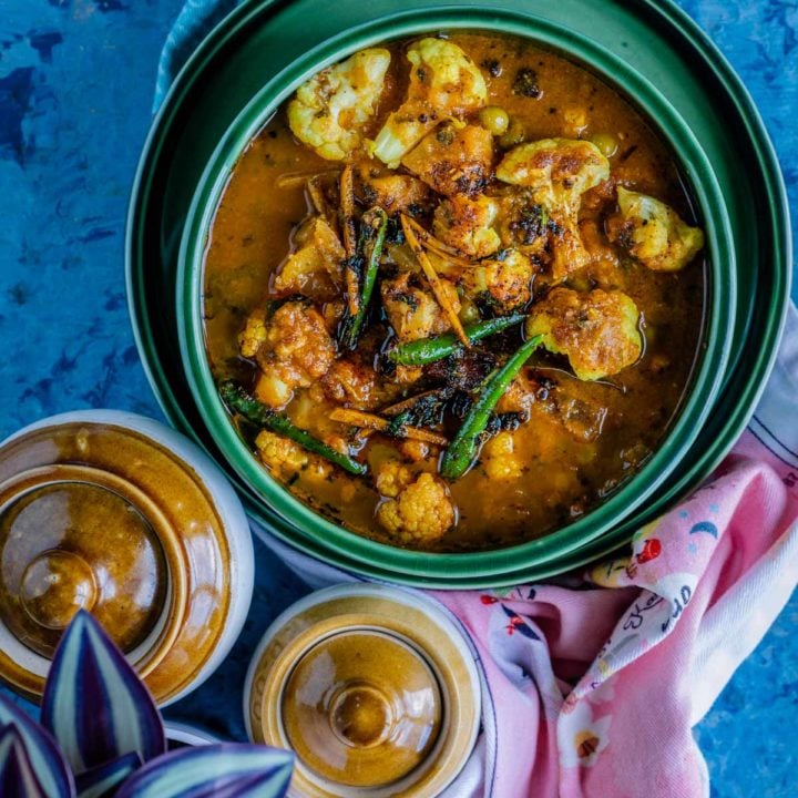 Cauliflower Tomato Rassa – Cookilicious